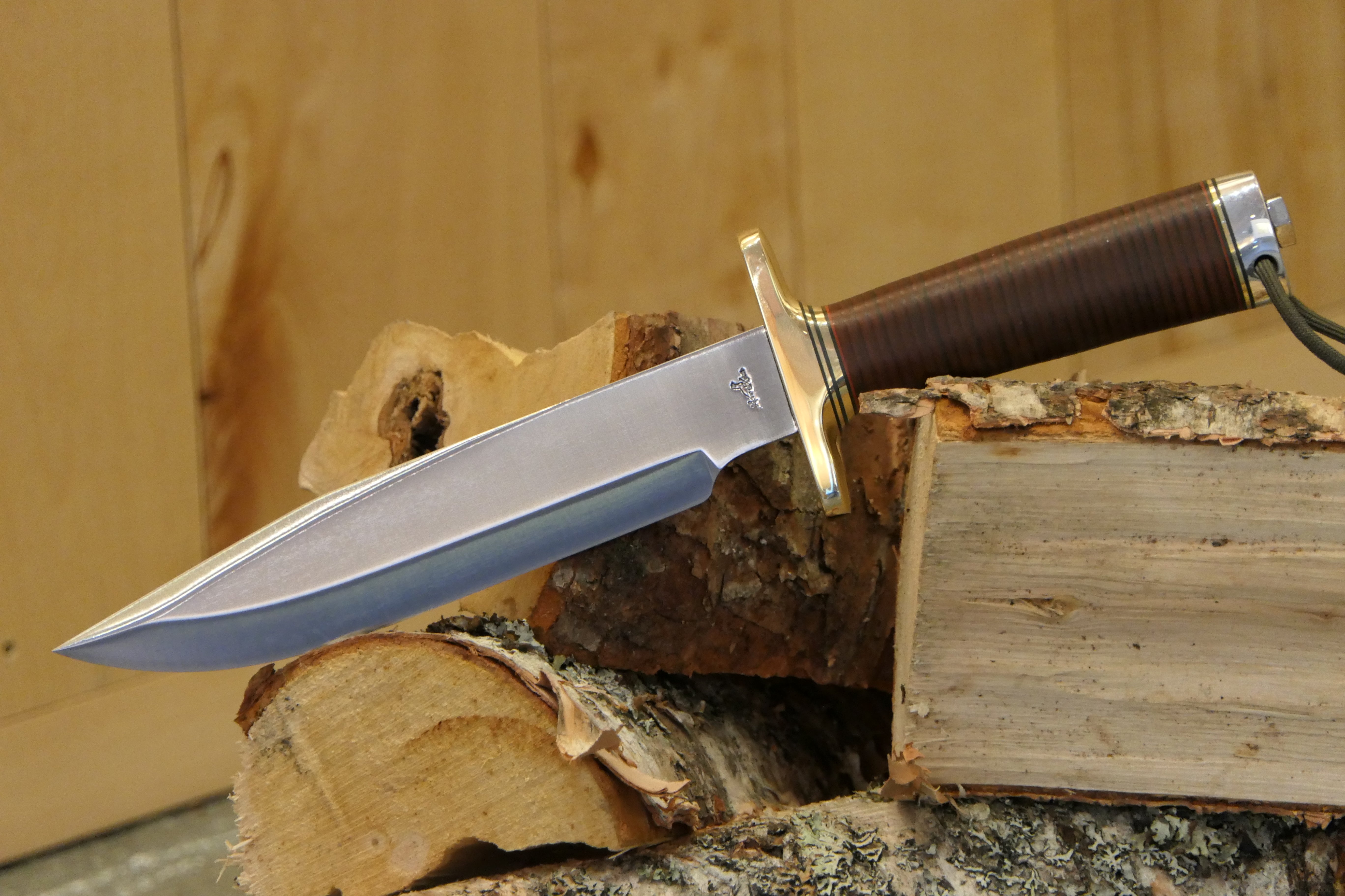 Lierne "Amarok" – Vestfjord Kniver